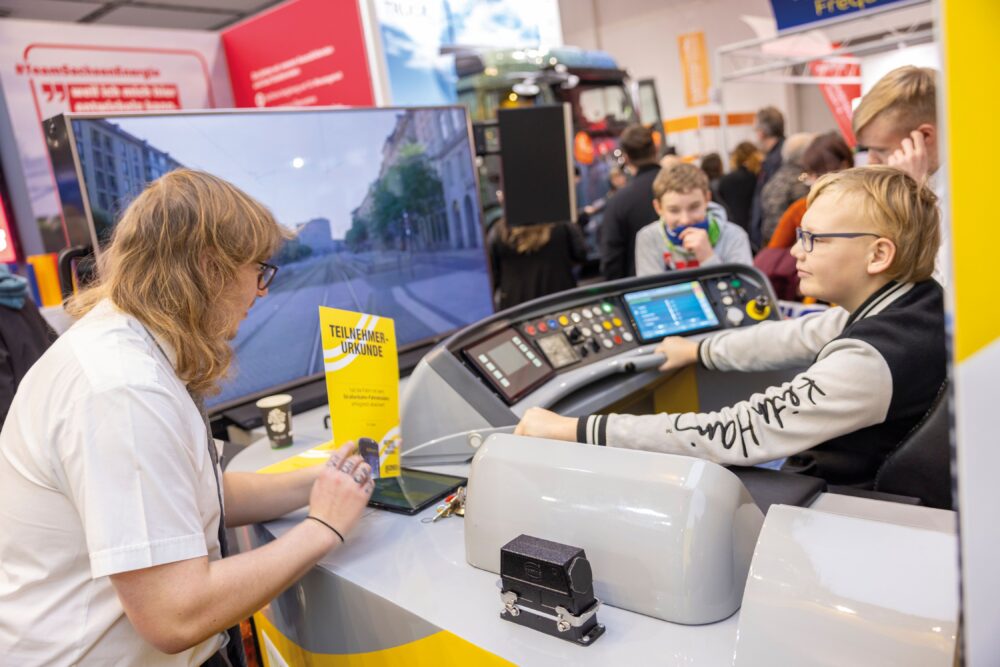 Messe Karrierestart: Die Welt steht offen mit der richtigen Ausbildung ...